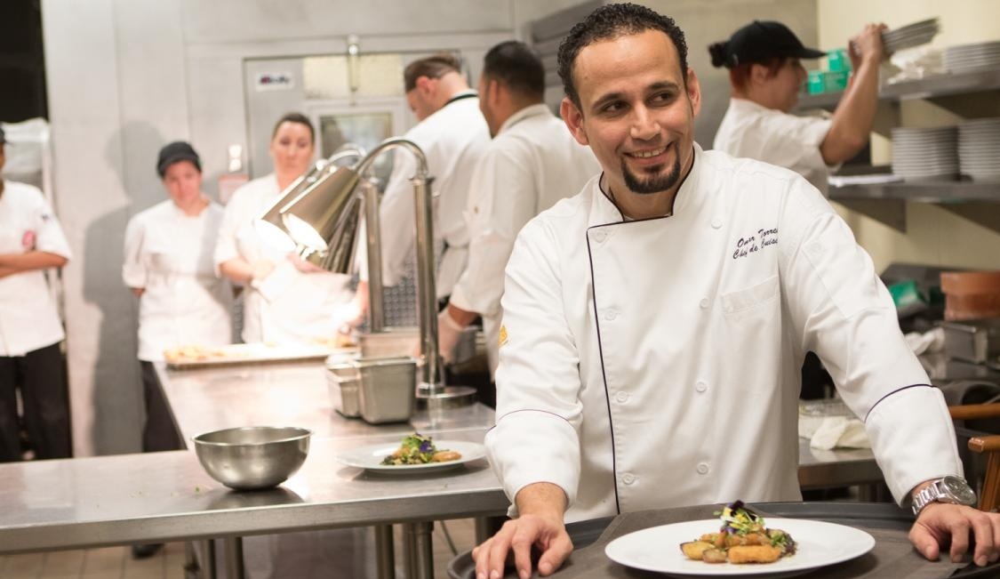 What's Cooking for Thanksgiving With Chef Omar | Seminole Hard Rock ...